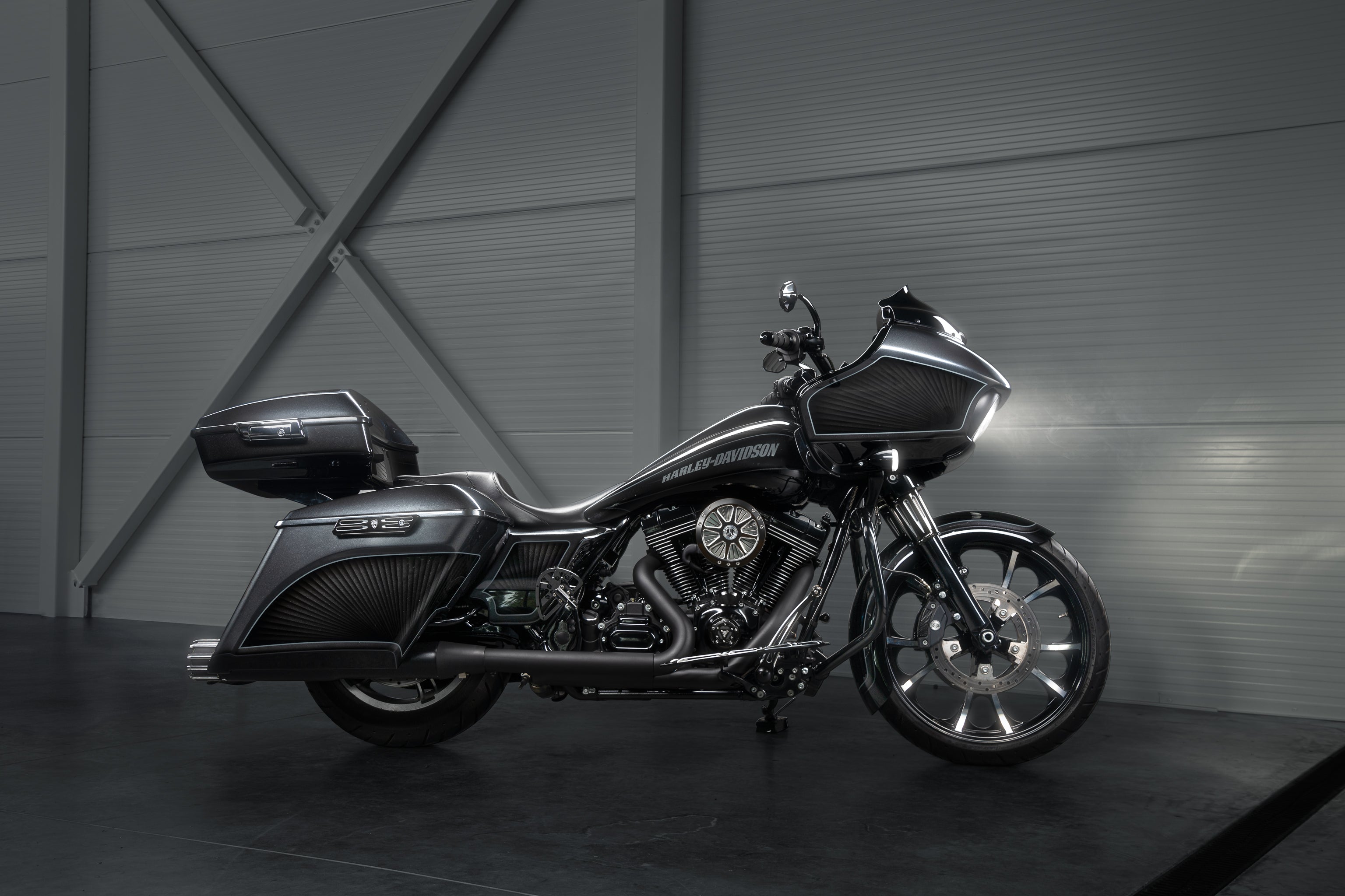 2015 Road Glide Special FLTRX "GRAPHITE NOMAD" – Killer Custom