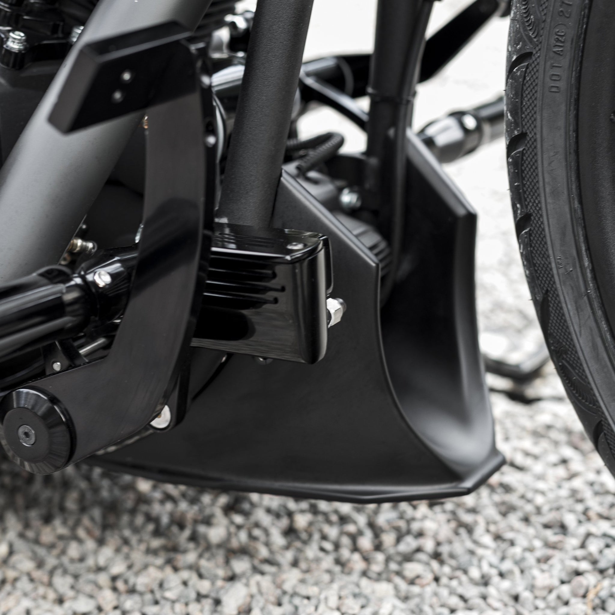 Harley-Davidson "Bobbstr" Series Softail Chin Spoiler 2000-2017 FLST ...